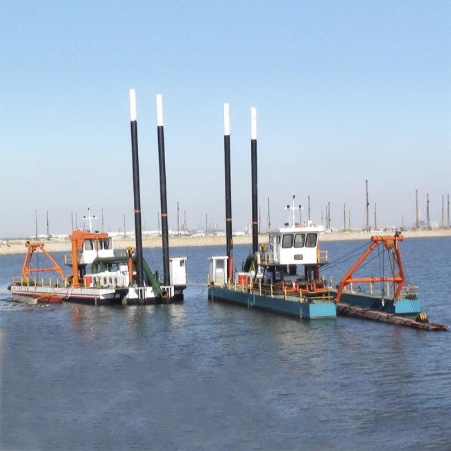 Diesel dredger operation