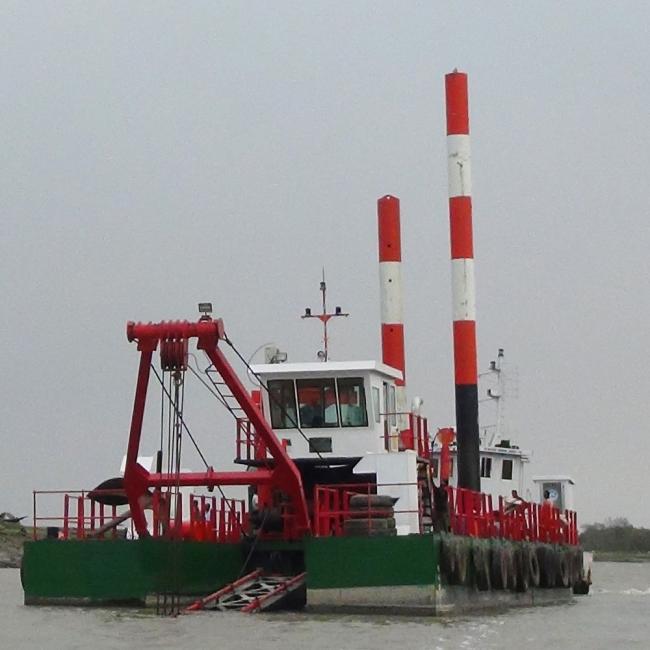 JMD650 Dredging Ship close-up view