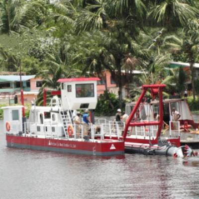 China 10inch 550m3 Small Dredger Machine For Shallow Water Cleaning And Dredging for sale
