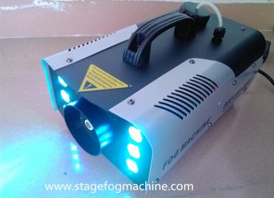 Cina 900W 3 in 1 macchina della nebbia di RGB LED con DMX512 per uso commerciale X-026D in vendita