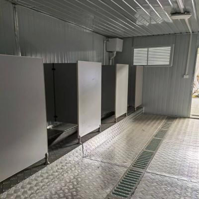 Cina Bagno esterno prefabbricato Bagno portabile contenitore Bagno 20 piedi Camera singola con bagno pubblico pannello sandwich Cornice in acciaio in vendita
