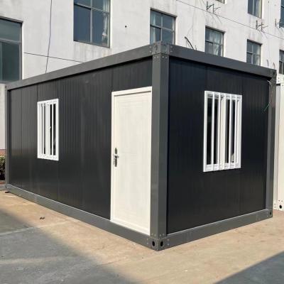 China Plastic Steel Window Well Designed Stable 20 40 ft Customized Security Sandwich Panel Prefab Detachable Container House for sale