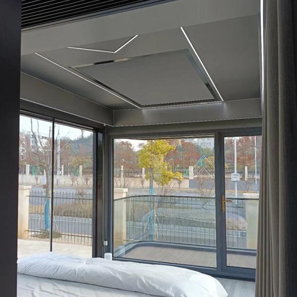 Quality Outdoor Cabin House Space Capsule Prefabricated Capsule Room for Hotel in 20'/40 for sale