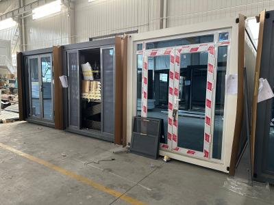 China 30 Ft Fast Build Container Home Steel Frame Prefab Mobile Tiny Home for 15-30 Years of Service Life and Customized Color for sale