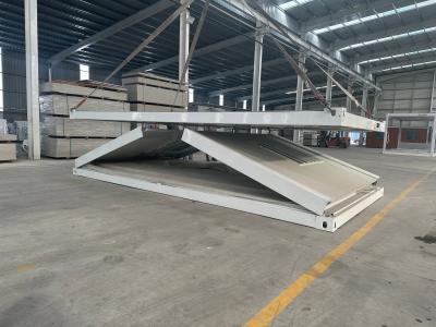 China Modern Design 20ft Prefabricated Modular Steel Frame Glass Wool Sandwich Panel Folding Container House for Fast Build for sale