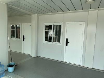 China Upgrade Your Living with Fireproof Prefab Steel Frame House Made of Galvanized Steel Structure and Sandwich Panel for sale