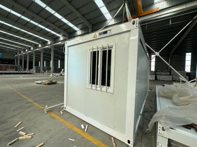 China Quick Build 20ft 40ft Prefab Foldable Container House for Outdoor Bedroom Customizable and Easy to Assemble for sale