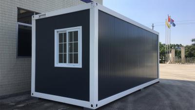 China Personalização Unidade de armazenamento de embalagem plana Casas de painel de sanduíche Casas pré-fabricadas Container Multifunção e fácil de instalar à venda