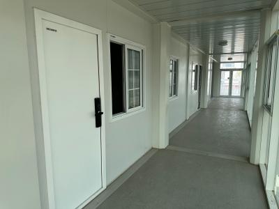 Cina Installazione veloce su misura Alta resistenza al vento Casa piatta con stile di design moderno 600X600X300 cm Dimensione singola pacchetto in vendita