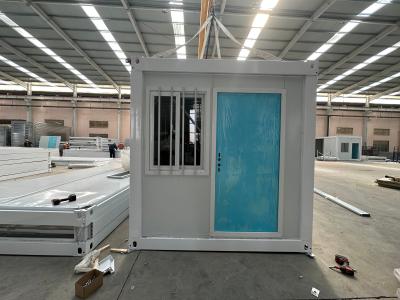 Cina Comodo contenitore pieghevole prefabbricato ufficio modulare Casa con tetto impermeabile e elettricità locale standard in vendita