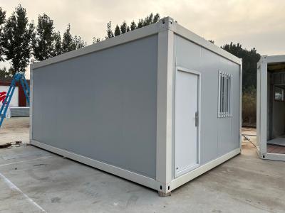 China Op maat gemaakte 20FT/40FT Modern Style Prefab Huis met badkamer Flat Pack Container Wooneenheden Te koop