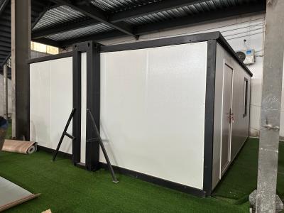 China Experience the Best of Both Worlds Expandable Container House with Sandwich Panel and Steel Frame for sale