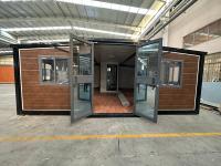 China Customized 40FT Expandable Container House Prefabricated Living Home with 150kg Load for sale