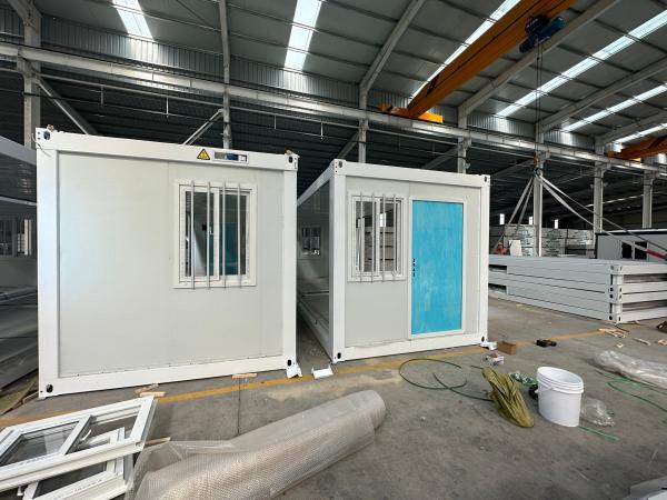 Quality 40ft Sandwich Panel Foldable Container House Prefabricated House Folding for sale