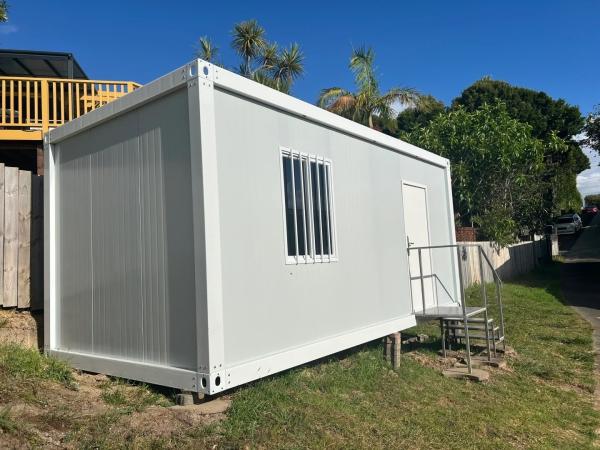 Quality White or Customized Color Container House Prefab House Container 20FT/40FT for sale