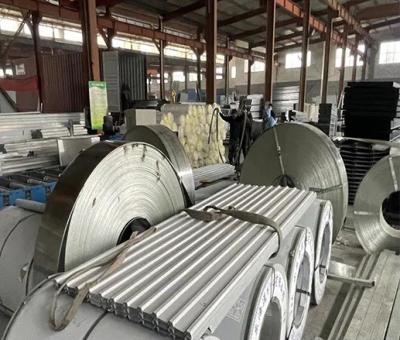 Cina Case prefabbricate personalizzabili per la costruzione di officine e magazzini in vendita