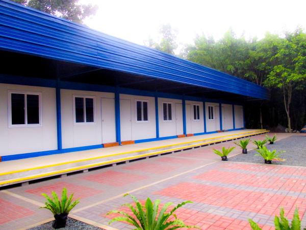 Quality Waterproof 3 Bedroom Prefabricated House with Wooden Floor Lightweight for sale