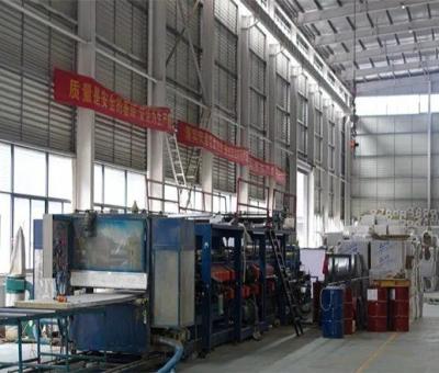 Cina Casa prefabbricata a cupola in stile di design di metà secolo con porta di sicurezza in acciaio in vendita