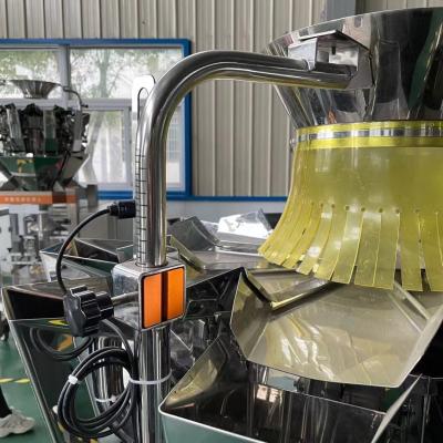 Cina 14 bilancia di Multihead del saltatore capo di 1.6L 2.5L per l'imballaggio dello spuntino Chips Nuts di Candy in vendita