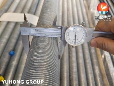 Cina Resistenza alla corrosione Tubo alettato estruso in alluminio e acciaio ASTM A269 per caldaie con tubi in rame in vendita