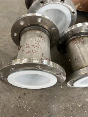 China Shuttle Rotational Molding Machine For Lining Plastic PTFE Steel Pipe for sale