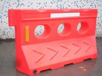 China Customized Plastic Traffic Control Barriers with Smooth Surface Design for Roadway Separation and Safety for sale