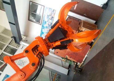 Cina 570kg escavatore Rotating Grapple Hardox 450 per il trattamento del residuo d'acciaio in vendita