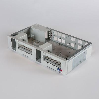 Cina saldatura di piegamento di perforazione di montaggio di CNC della scatola di recinzione della lamiera sottile di 0.1mm in vendita