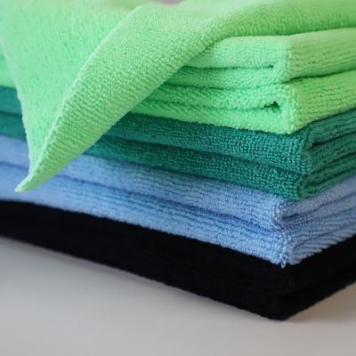 China 200gsm 40x40cm Kitchen Microfiber Towels Warp Knitted For Degreasing Stove Hood Dish Cleaning for sale