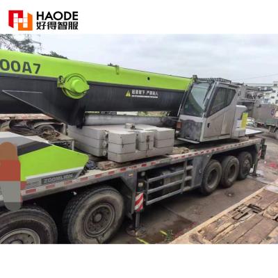 China 80000 kg nominale laadcapaciteit 2022 Zoomlion 100A7 100 ton 75m armlengte vrachtwagen kraan Te koop