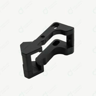 Cina ACCESSORI DELL'ALIMENTATORE DELLA GUIDA DI NASTRO DELLA LEVA DI KLJ-MC245-00 YAMAHA F SMT in vendita