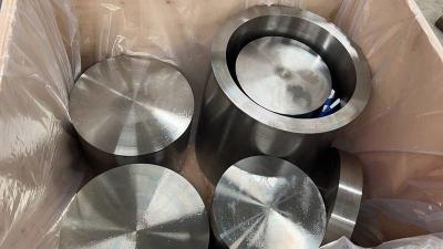Cina C45 S45C Alta resistenza all'urto Legatura utensile acciaio Acciaio olio spegnimento Trattamento termico a vuoto in vendita