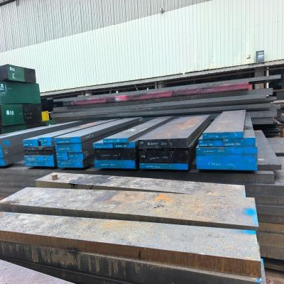 China Bright and Black Mold Tool Steel with High Formability High Machinability and High Surface Finish for Precision Molds for sale