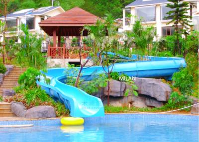 China Low Platform Kids Water Park Water Slide With Pool Standard For Children for sale