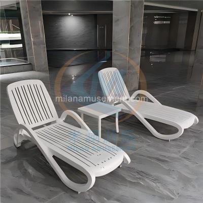 China Plastic Folding Lounger Chair For Both Lying Down Sitting for sale