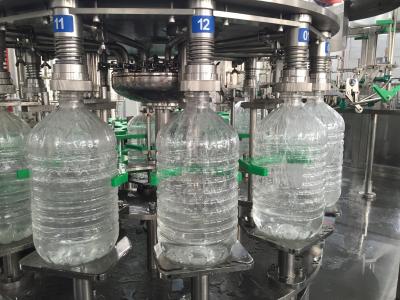 Cina Un vino da 5 litri/SUS 316L dell'imbottigliamento e tappatrice di Vinager in vendita