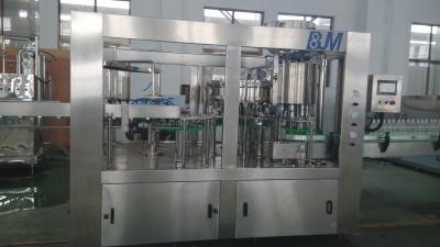 Cina Bottiglie gassose CE delle macchine di rifornimento della bevanda 30 - 50 per materiale da otturazione isobarico minuscolo in vendita