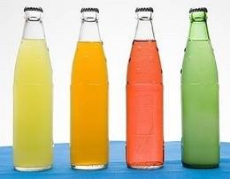 Cina La CDD isobarica elettrica/acqua ha carbonatato la macchina di rifornimento della bevanda 8000BPH 3.8kw in vendita