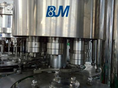 Cina 3 automatizzati in 1 attrezzatura imbottigliante gassosa del selz della macchina di rifornimento della bevanda in vendita
