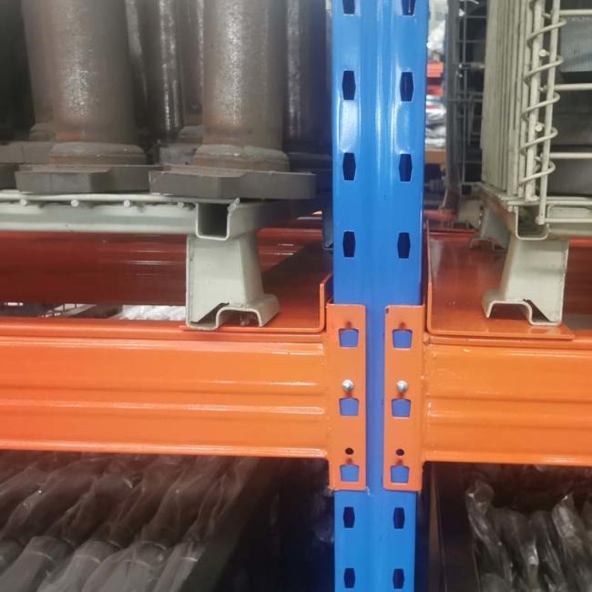 Heavy-duty racking in cold storage application