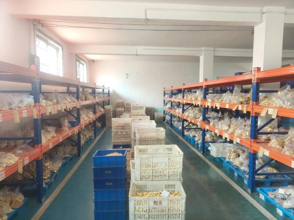 Quality 3000kg-5000KG Capacity Warehouse Pallet Racking 2.0mm Cold Rolled Steel Storage for sale