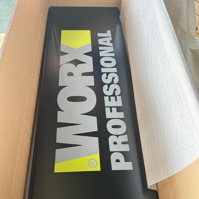 Space-saving retail display solution