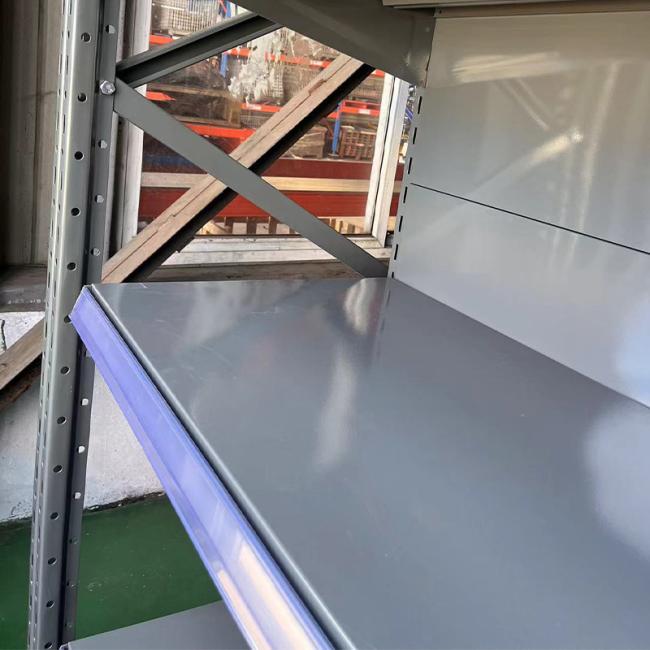 Adjustable height mechanism detail