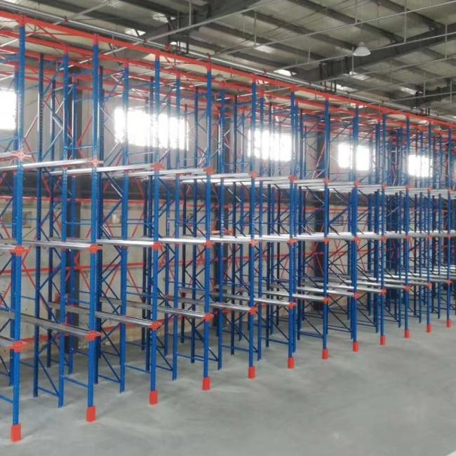 Industrial pallet racking system with customized color