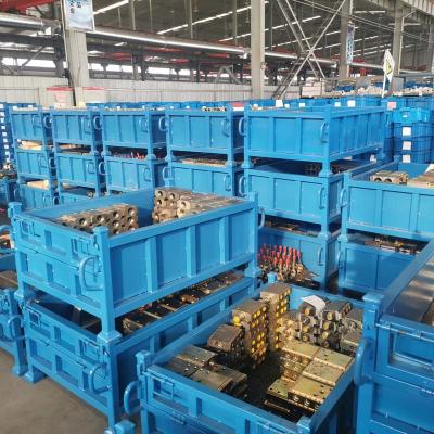 China OEM Size Heavy Duty Metal Pallet Box Foldable Design For Industrial Storage for sale