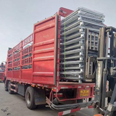 China Stackable Design Wire Mesh Cages Containers Rust Proof With 500-1000KG Capacity for sale