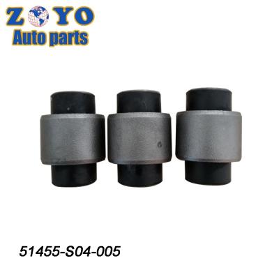 Cina 51455-S04-005 Guarnizione del braccio di controllo inferiore per Honda CR-V I 2002 Materiale di gomma resistente in vendita