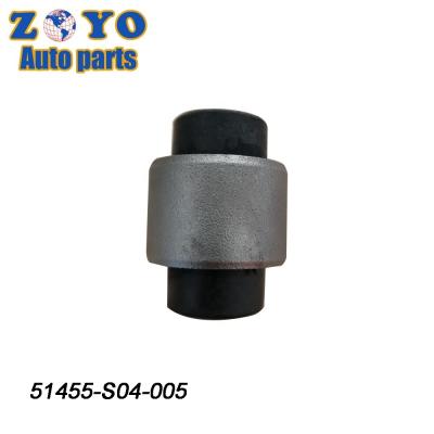 Cina 51455-S04-005 Guarnizione del braccio di controllo inferiore per Honda CR-V I 2002 Materiale di gomma resistente in vendita