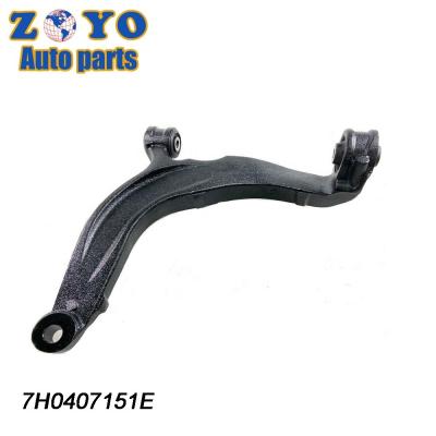 Cina OEM Standard 7H0407151E Braccio di controllo anteriore inferiore sinistro per VW T5 Transporter 2004-2009 in vendita