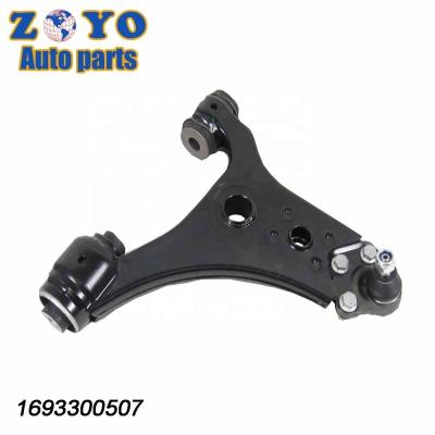 Cina Materiale resistente SPHC STEEL Braccio di controllo anteriore inferiore per Mercedes-Benz B200 2006-2011 in vendita